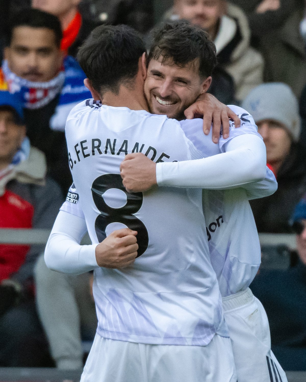 Crystal Palace 1-2 Man Utd: Mount completes seond-half comeback - LIVE