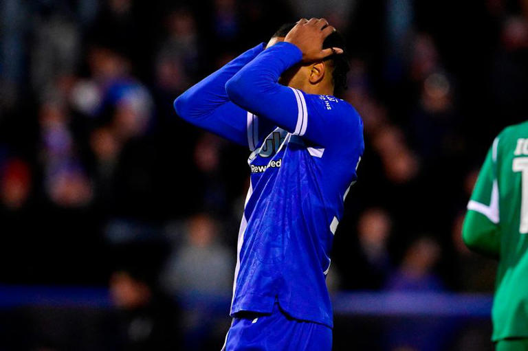 Bristol Rovers verdict: 2025 finally over, lack of physicality, latest ...