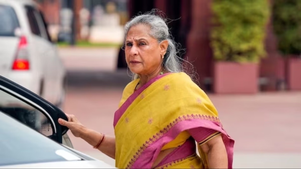 Jaya Bachchan slams paparazzi's conduct, credibility: Who are these people?