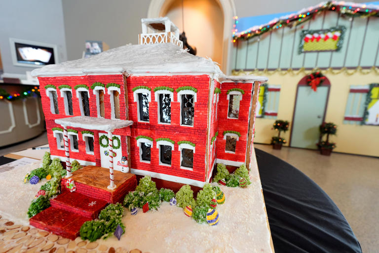 Take a look: Gingerbread Village returns to Augusta Museum of History