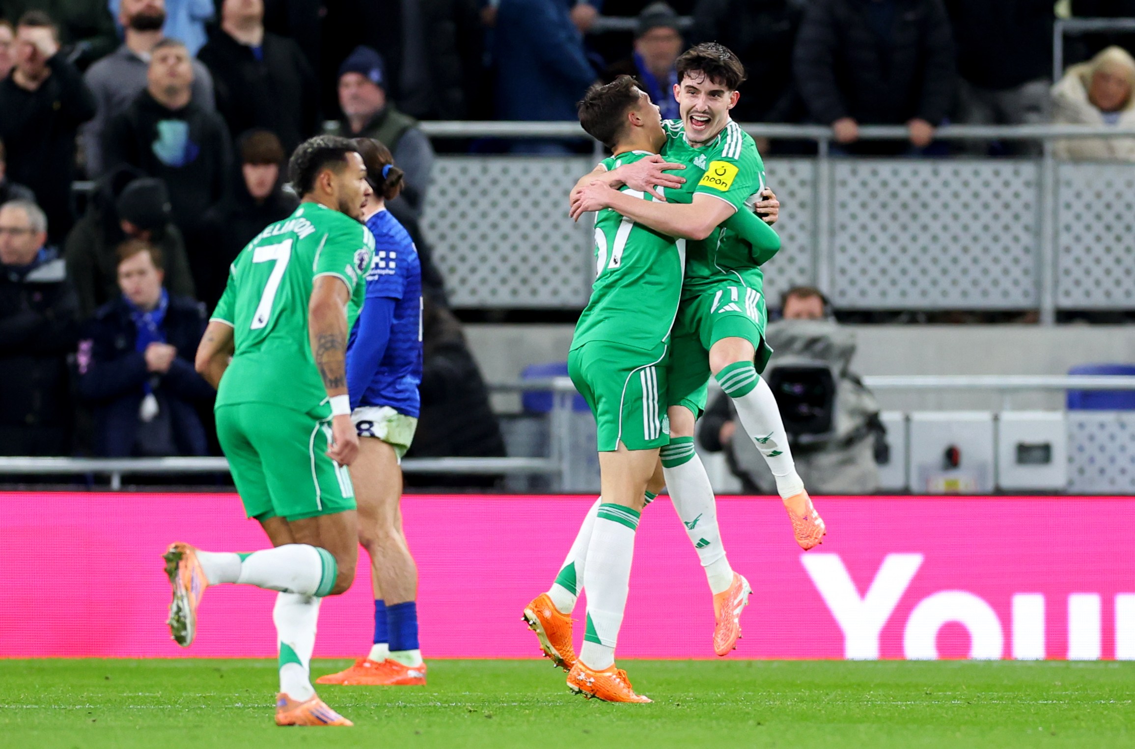 Everton 1-4 Newcastle: Match Report & Reaction | Blues fall to rampant ...