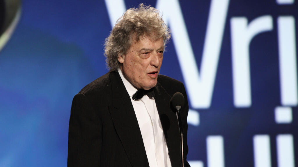 Oscar-winning UK playwright Tom Stoppard dies aged 88