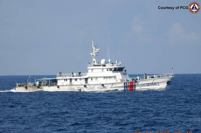 PH Coast Guard blocks Chinese vessel off Zambales