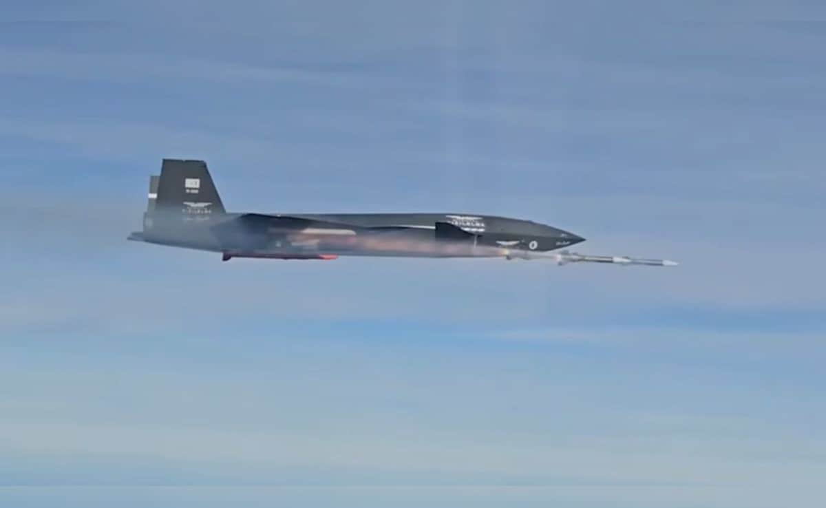 Watch: Turkey's Unmanned Jet Makes History With Radar-Guided Air-To-Air ...