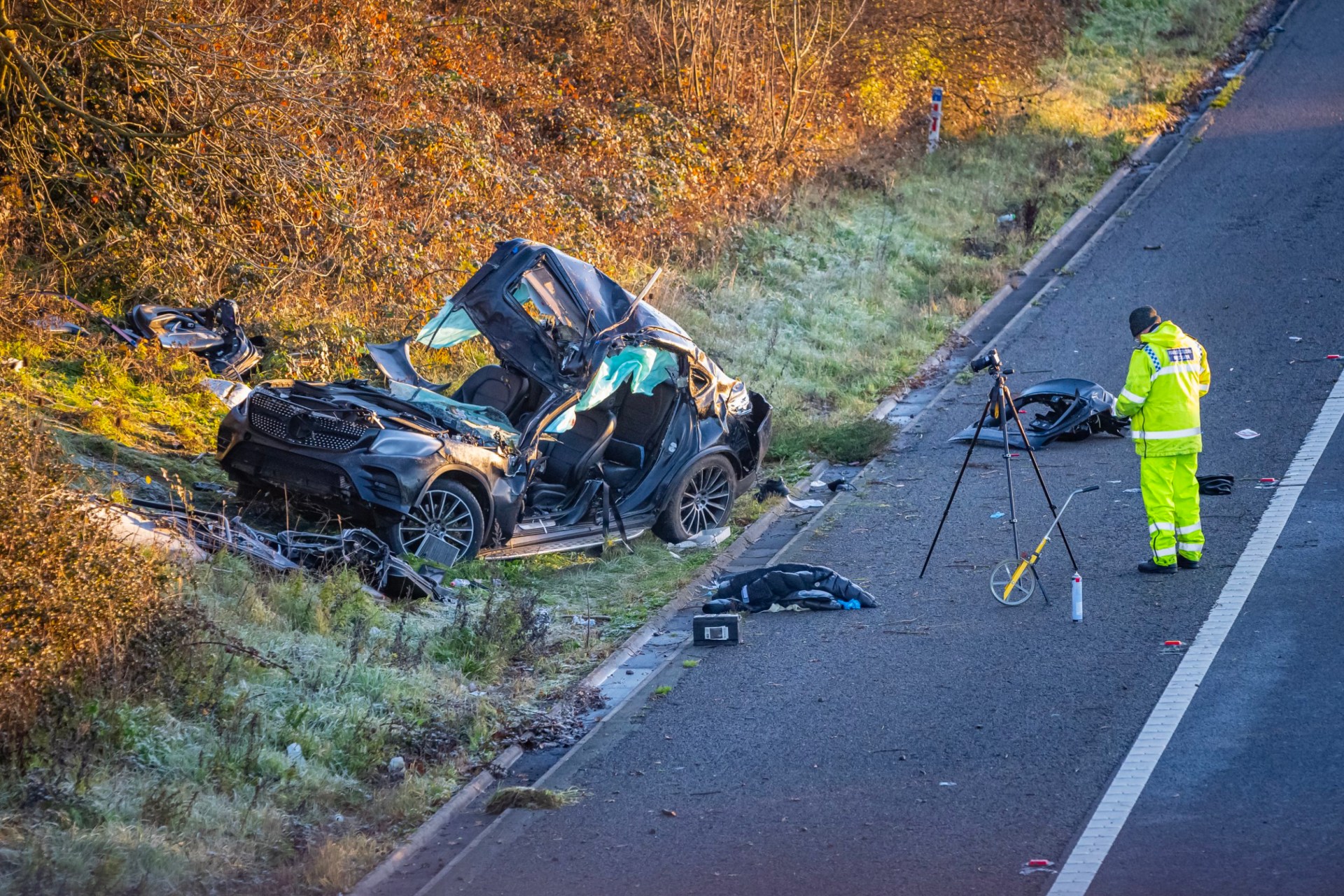 M4 Eastbound closed all day after serious crash