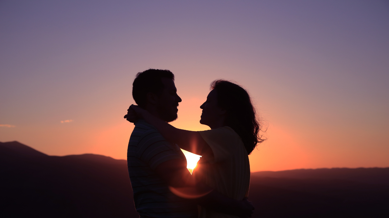 The tiny behaviours that reveal someone is ready for long-term love