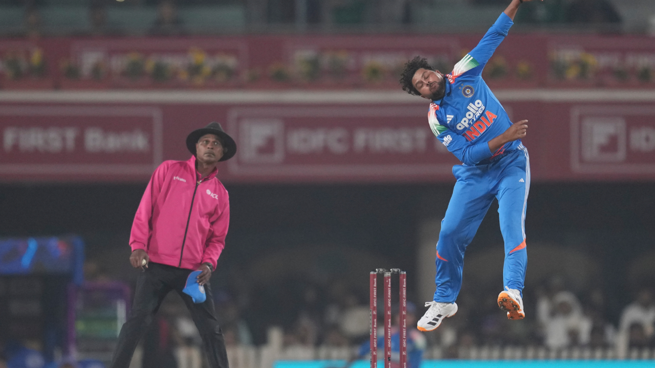 Kuldeep Yadav Breaks Shane Warne's 23-Year-Old World Record; Becomes ...