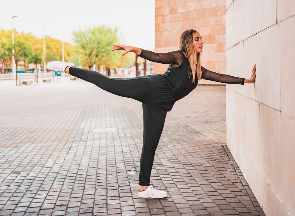 4 standing exercises that lift sagging glutes faster than machines after 45
