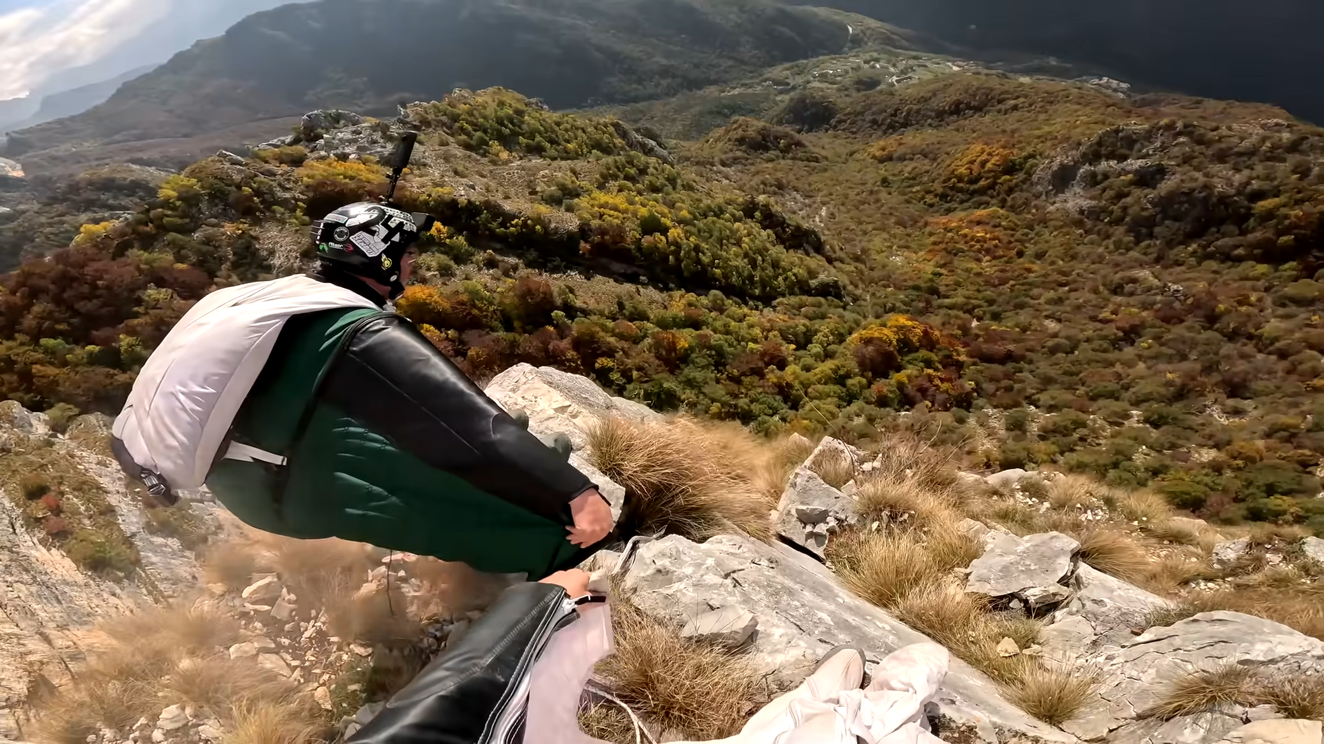 Scary Cliff Jump Almost Goes Horribly Wrong