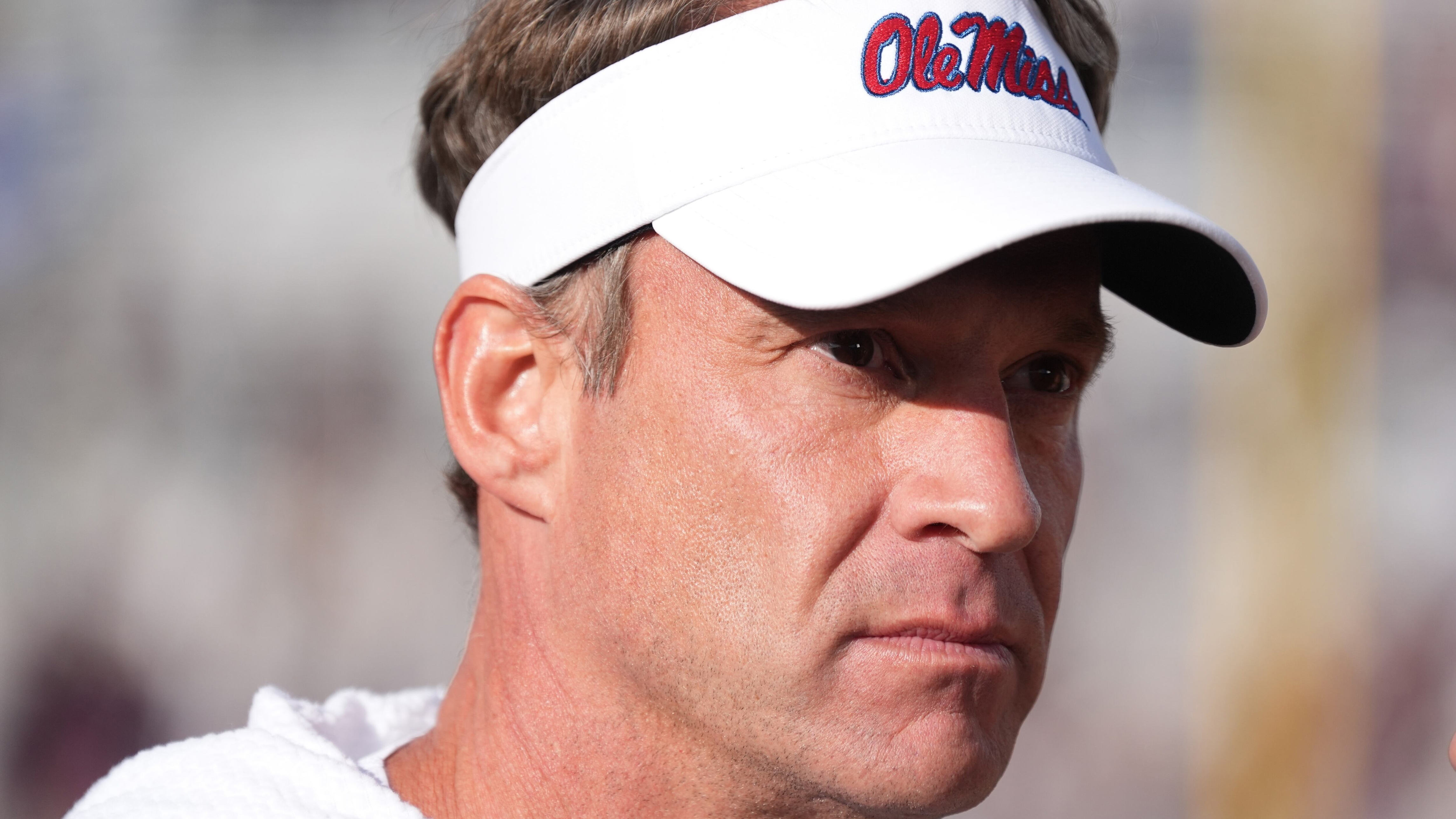 Lane Kiffin leaves Ole Miss for LSU in blockbuster coaching move