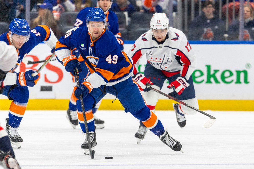 Islanders meagerly fall to Capitals as momentum plummets without Kyle ...