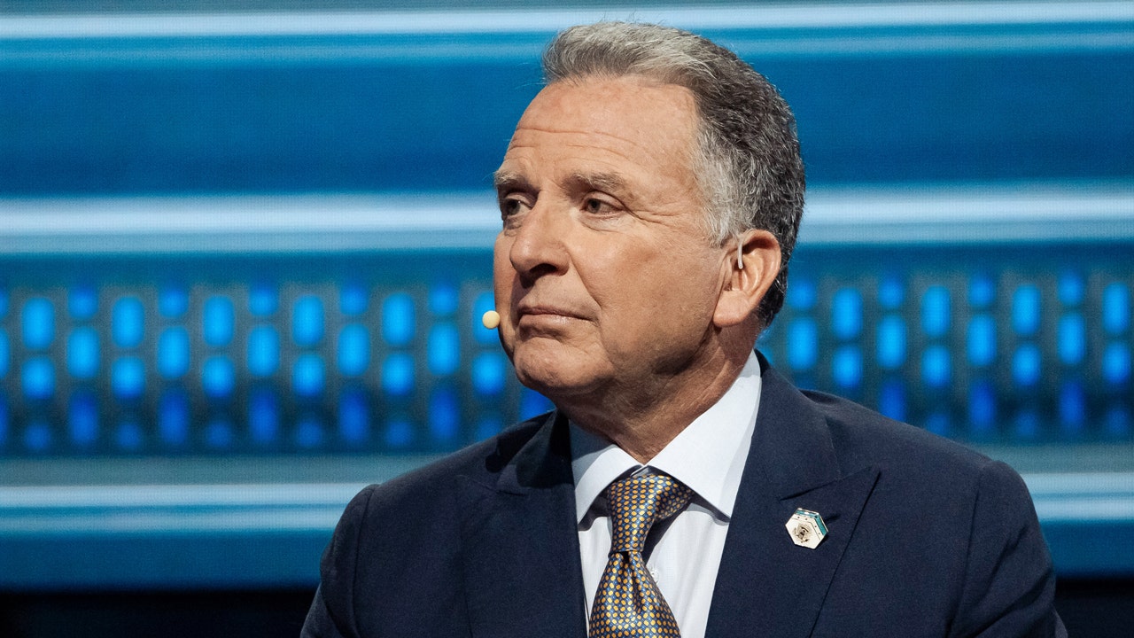 Trump envoy Steve Witkoff heads to Moscow as Ukraine peace talks gain ...