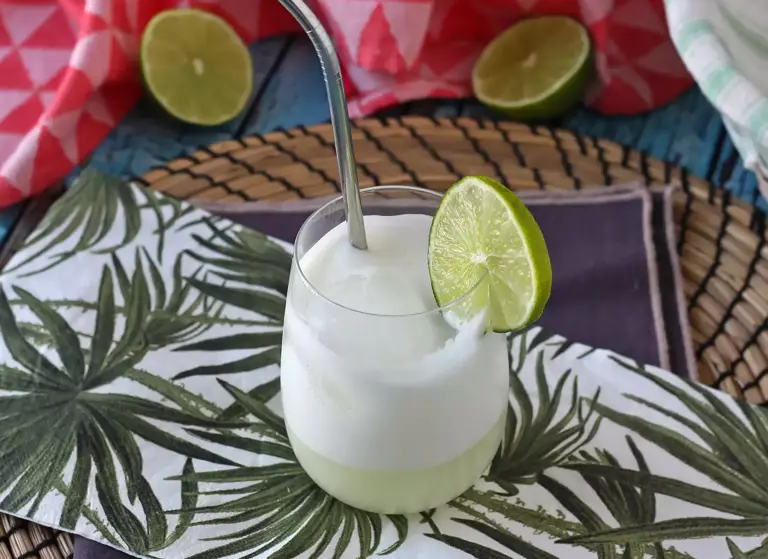 Brazilian lemonade with lime and condensed milk