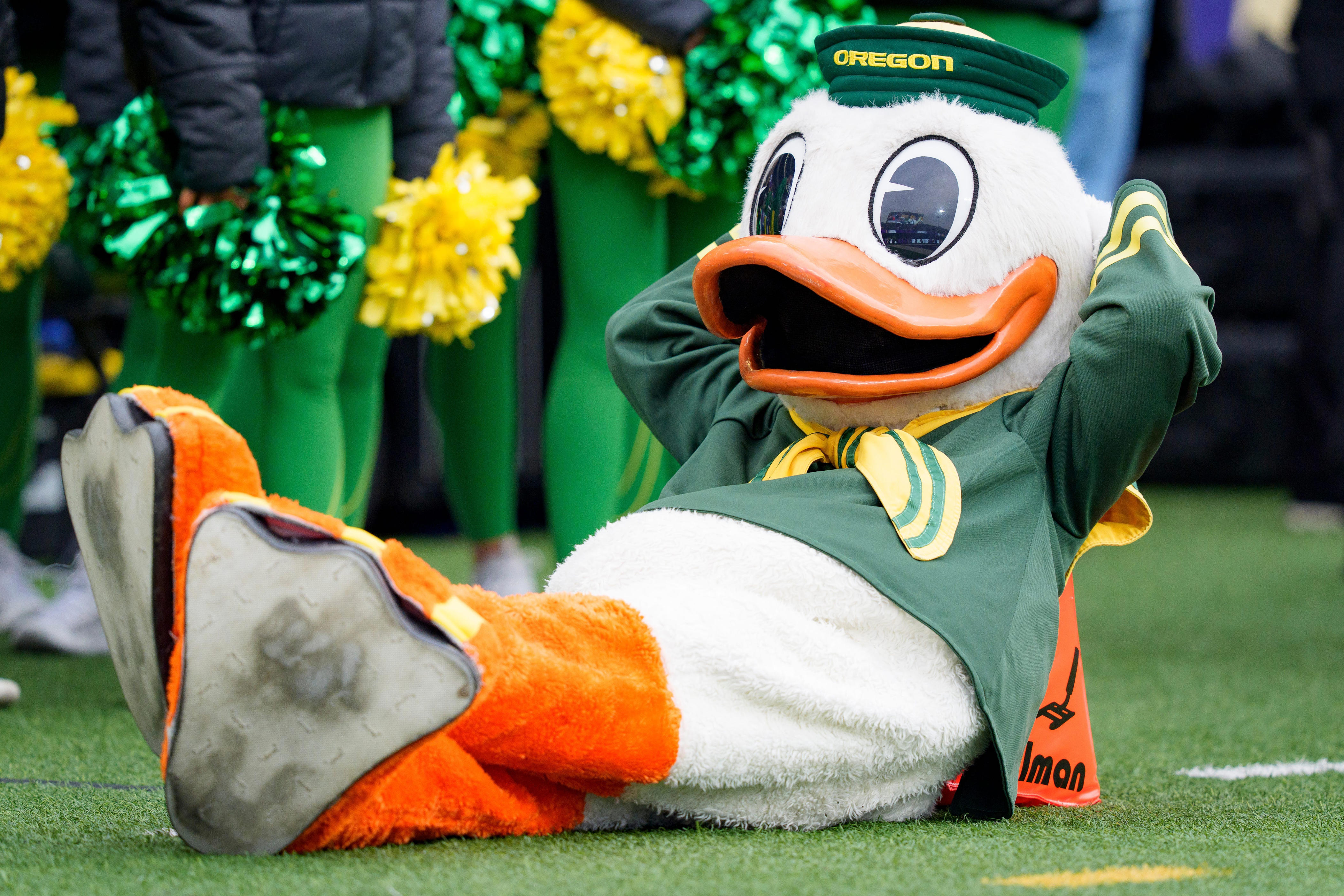 Who are the Oregon Ducks likely to play in the first round of the CFP?