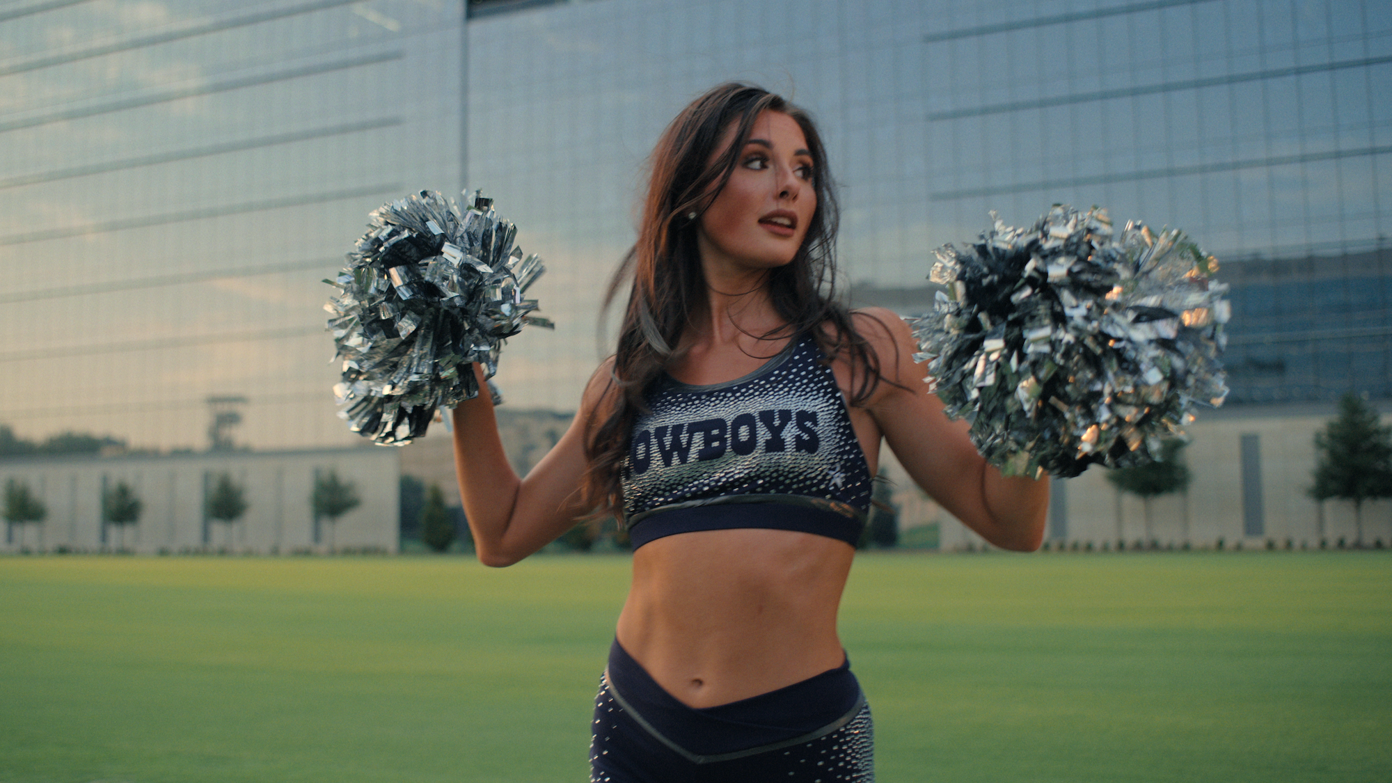 Former Cowboys Cheerleader Slams Body-Shamers After Filling in for DCC ...