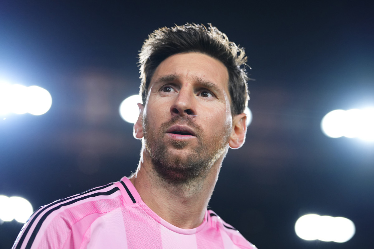 Lionel Messi Faces Backlash After Release of Heated Exchange Against ...