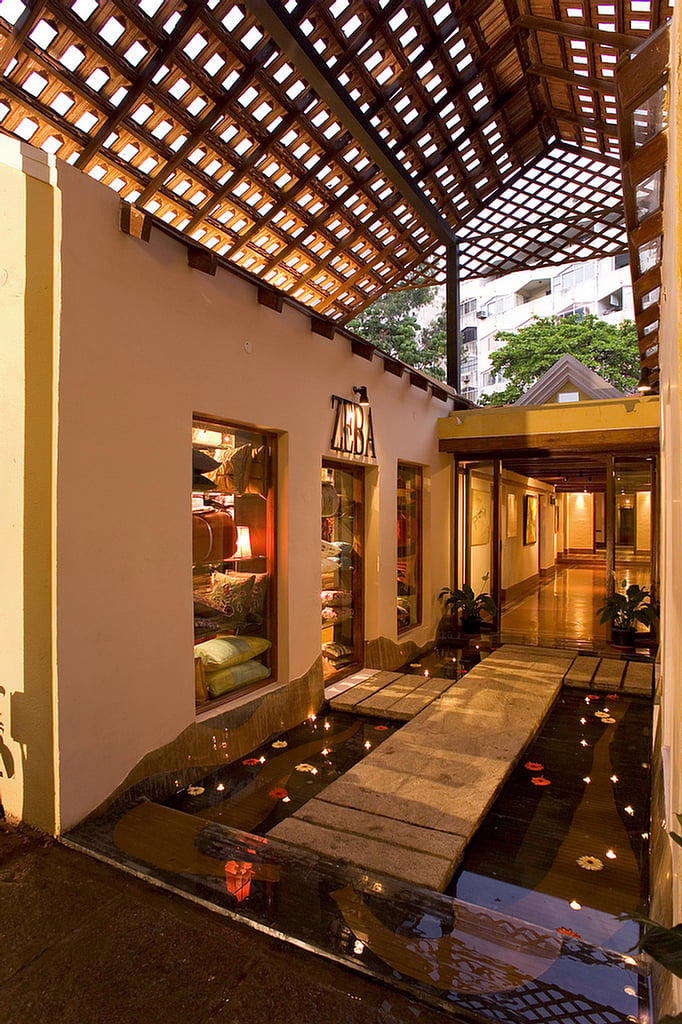 Raise a Hat to History: Ooru's iconic Cunningham Road heritage mansion ...