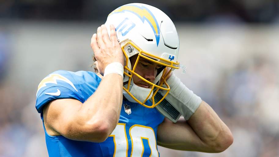 Justin Herbert suffers scary injury vs. Raiders: Live updates for ...