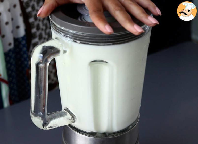 Brazilian lemonade with lime and condensed milk