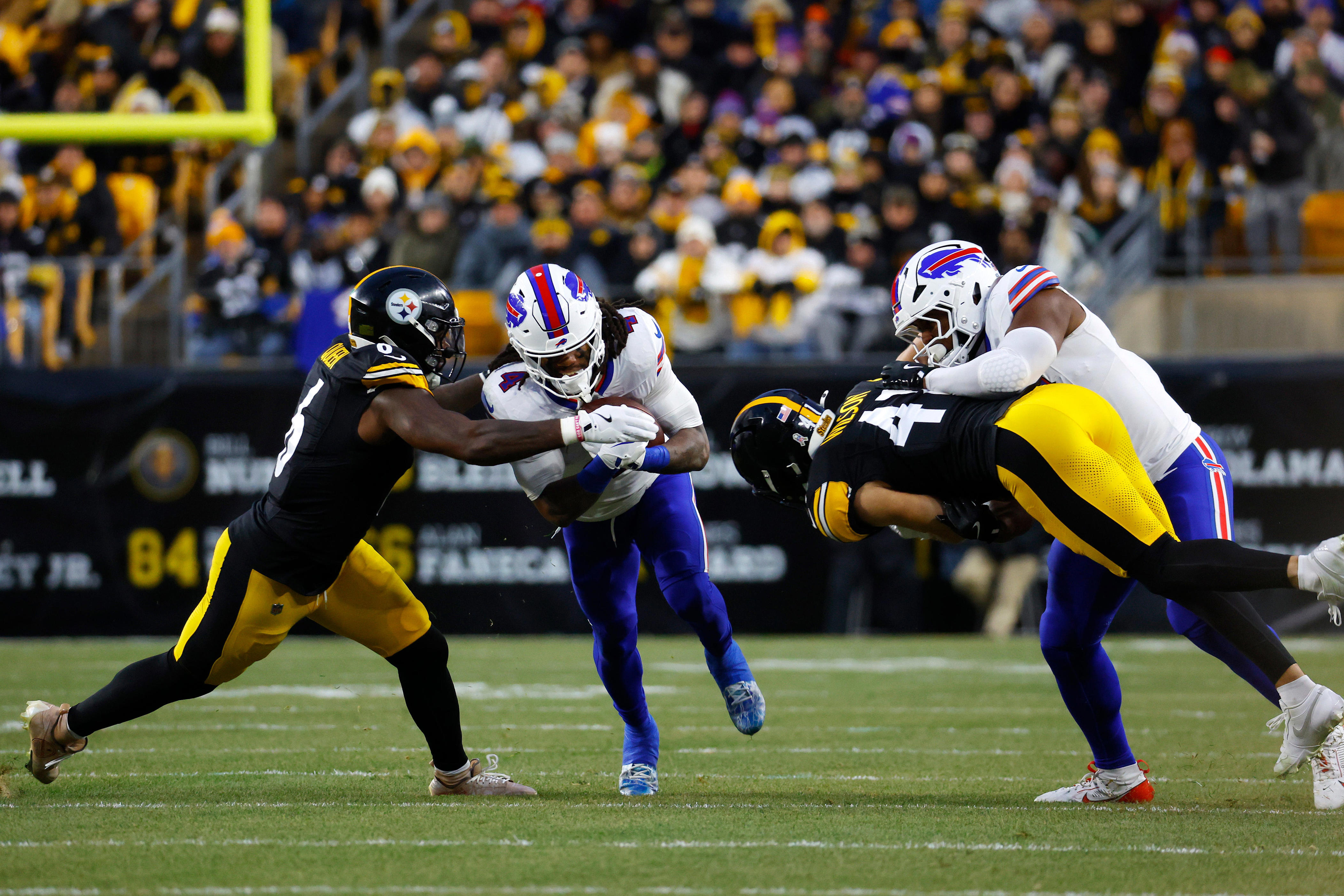 Game day: Bills and Steelers tied 0-0 in second quarter