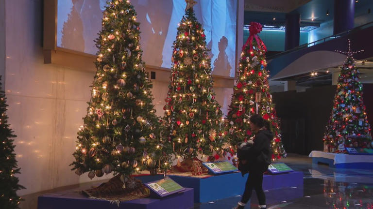 Christmas Around The World at the Museum of Science and Industry