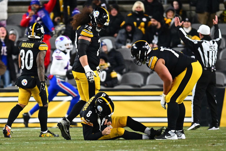 Aaron Rodgers left bloodied by vicious Joey Bosa hit that sparked ...