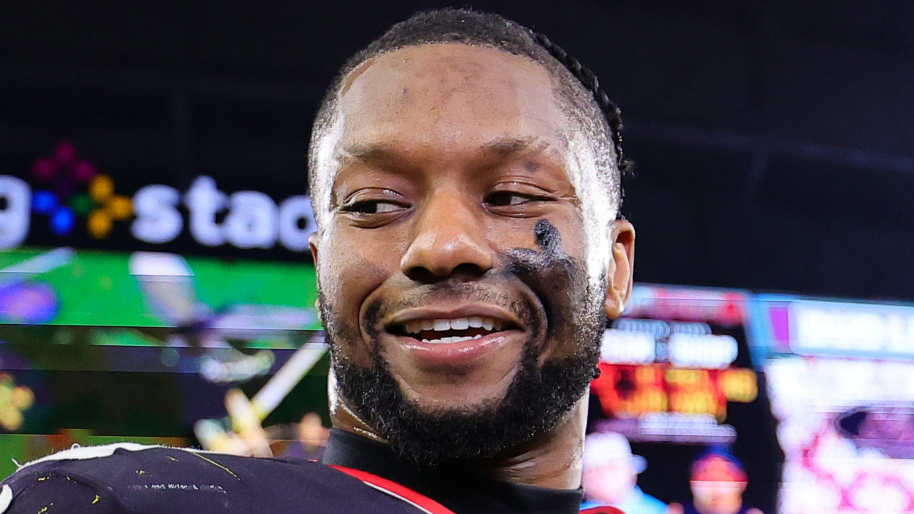 Joe Mixon Drops Blunt Message After Strong Comments About Texans Teammate