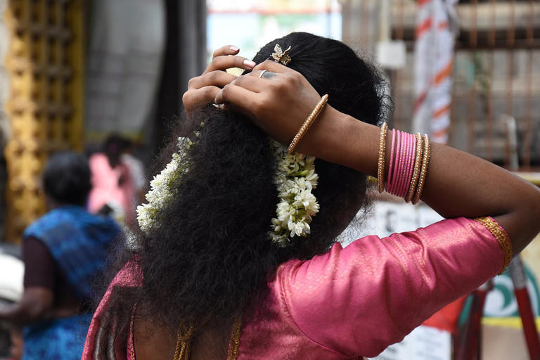 From Jasmine to Kanakambaram: How flowers in Chennai reveal caste ...