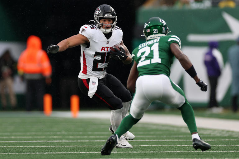 Falcons RB Tyler Allgeier's second-quarter TD run ties game vs. Jets