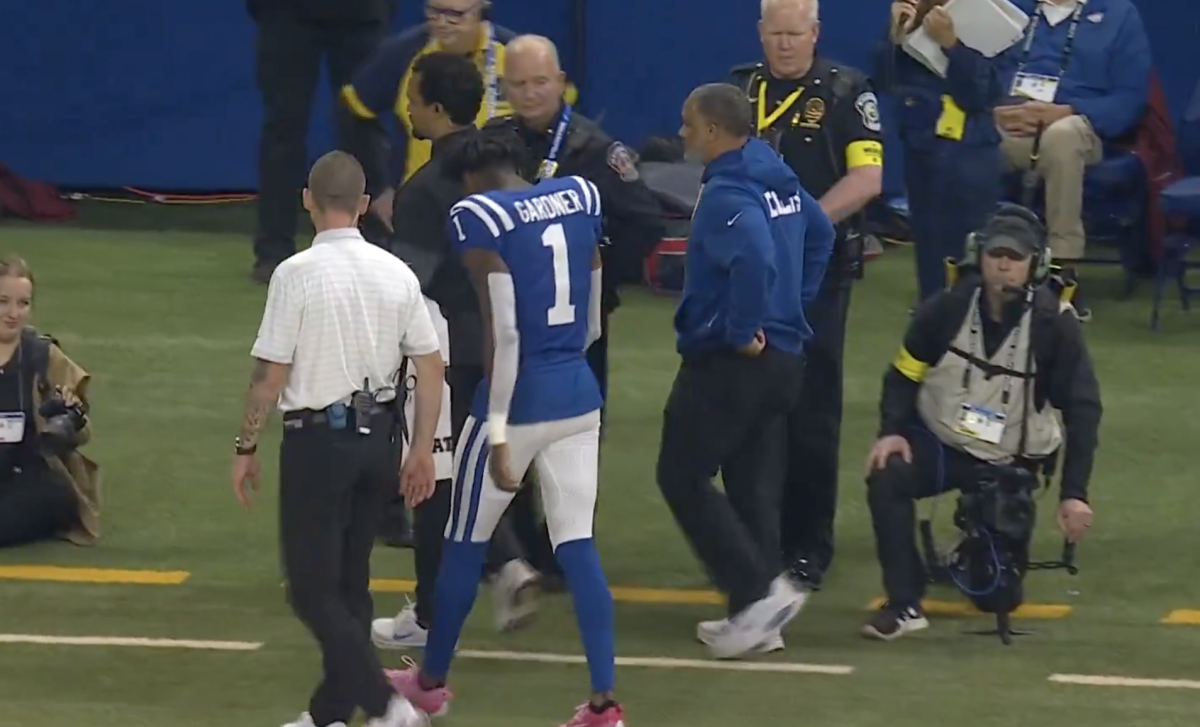 NFL Fans Thinking Of Sauce Gardner After 'Crushing' Injury