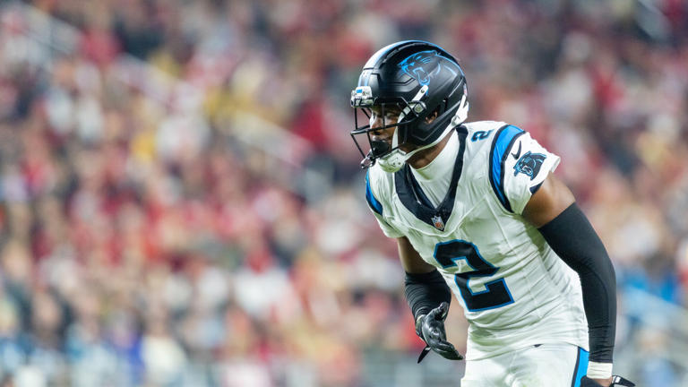 Mike Jackson gets pick-six off Matthew Stafford, Panthers lead 14-7