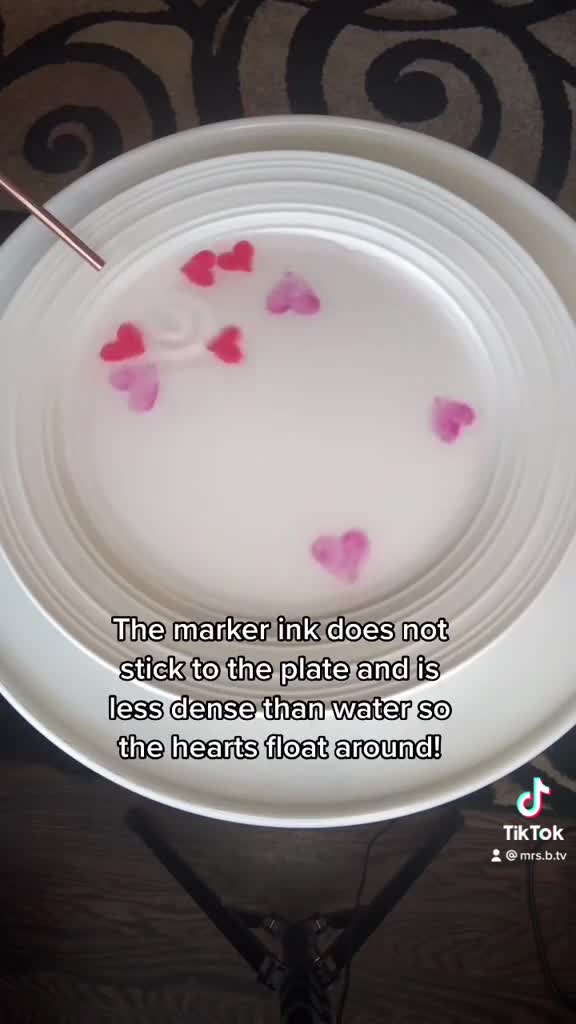 How to Make Floating Hearts with a Dry Erase Marker