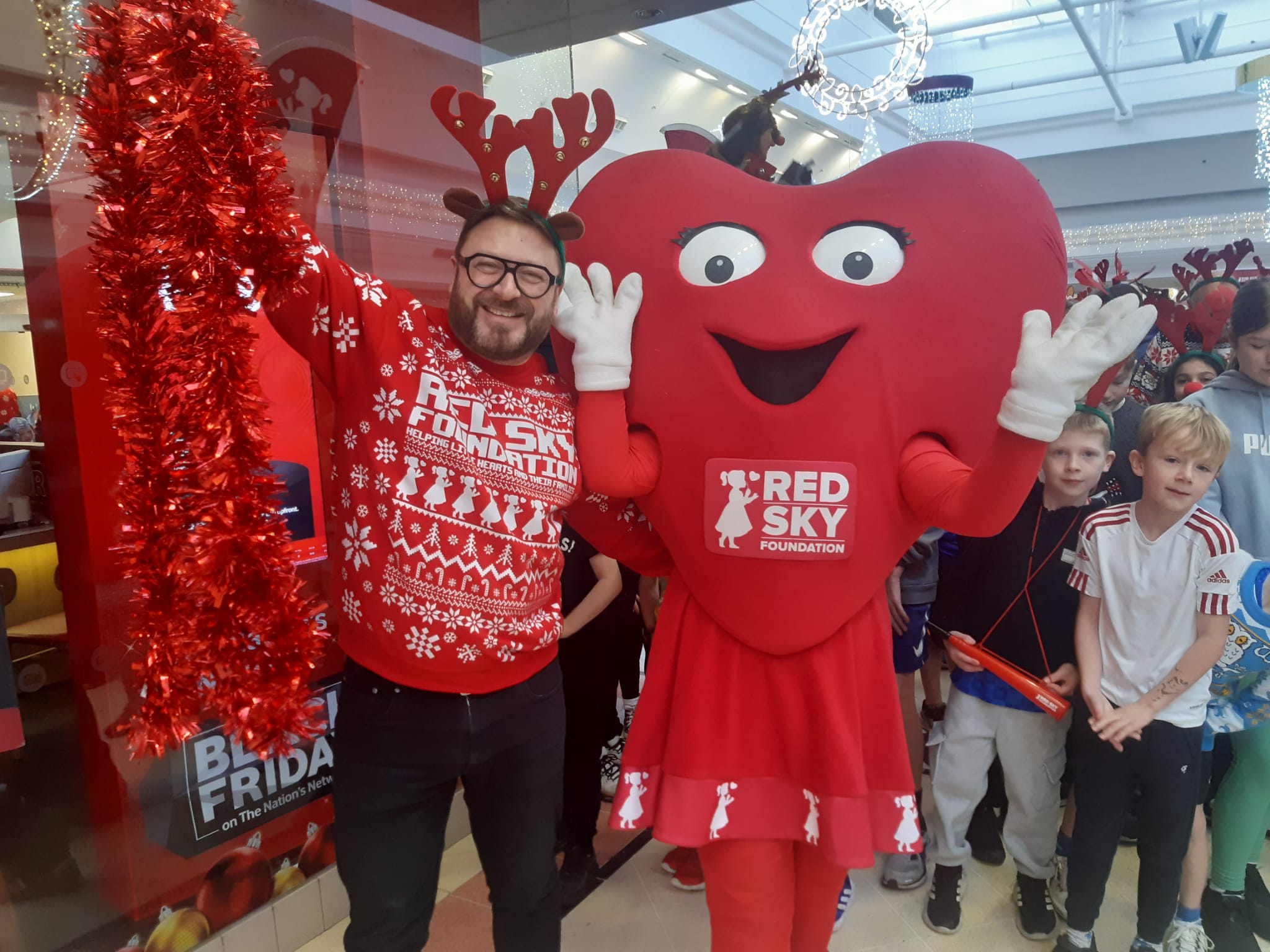 Watch as Reindeer Dash runners raise over £2,500 for the Red Sky Foundation