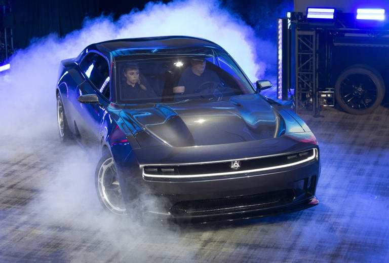 HEMI is back in a big way: Stellantis targets 100,000+ V8 engines for 2026