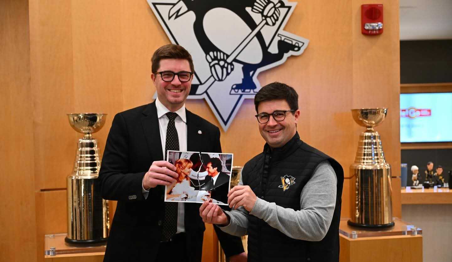Corey O'Connor, Kyle Dubas share laughs over 'Parent Trap' resemblance ...