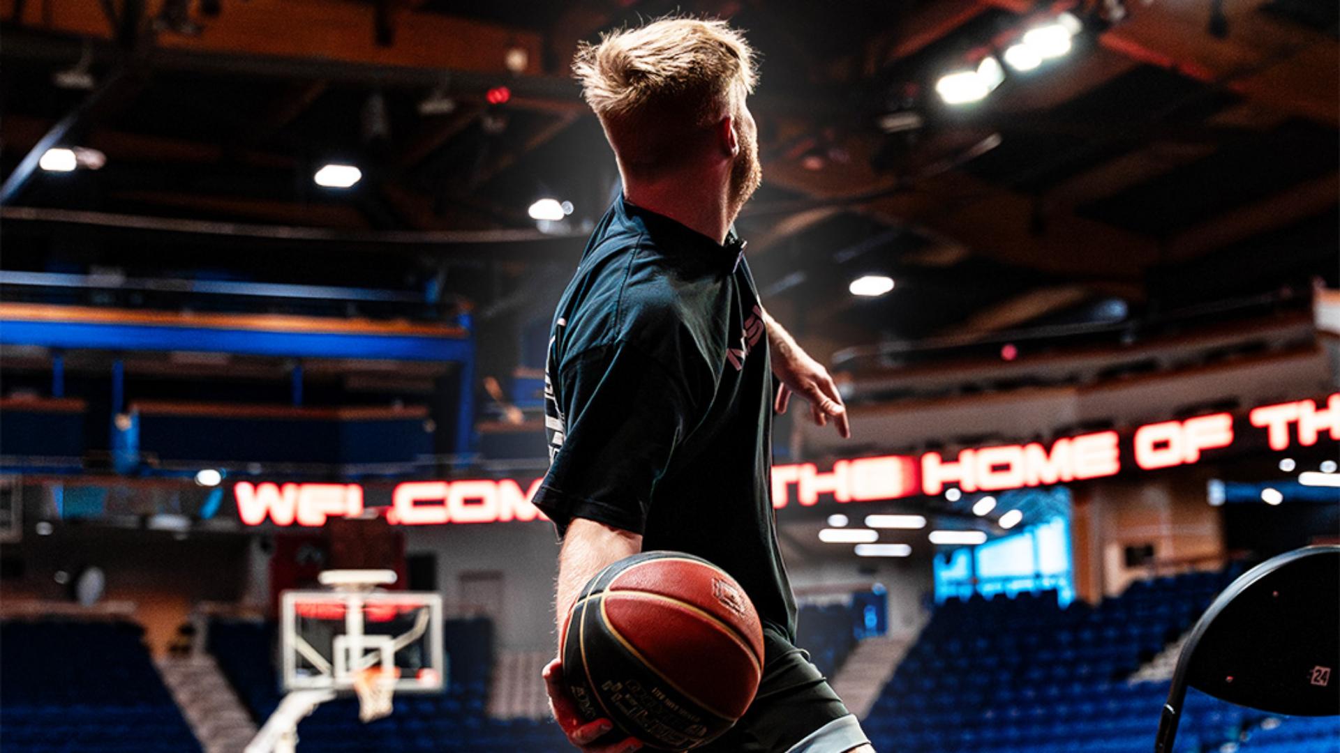 Farthest basketball bounce shot 30.01 metres by Tristan Jass