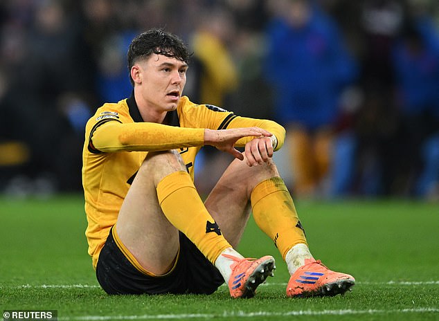 Aston Villa 1-0 Wolves: Boubacar Kamara fires Unai Emery's squad to another vital victory