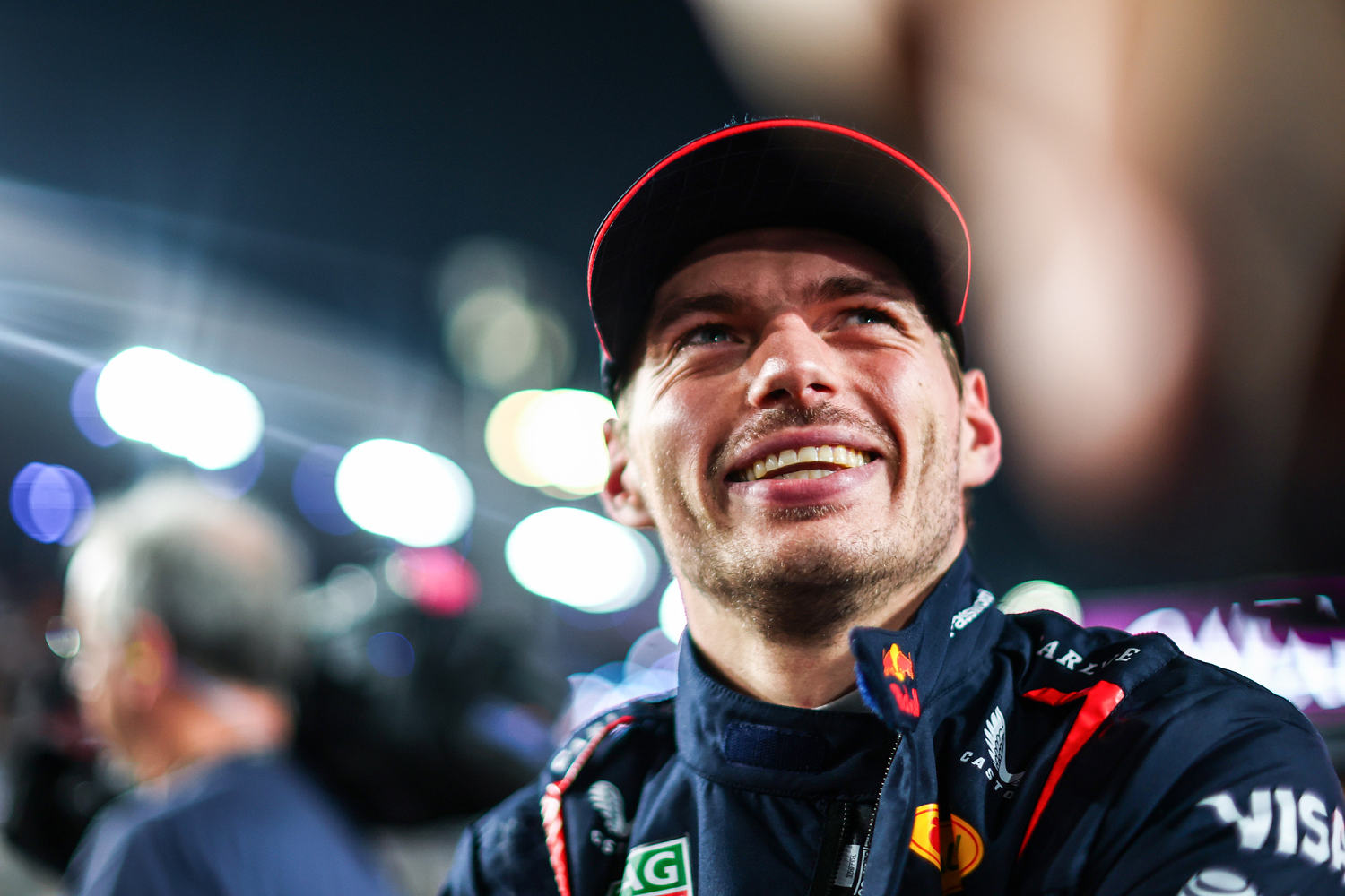 Verstappen wins Formula 1 race in Qatar as championship fight heads to ...