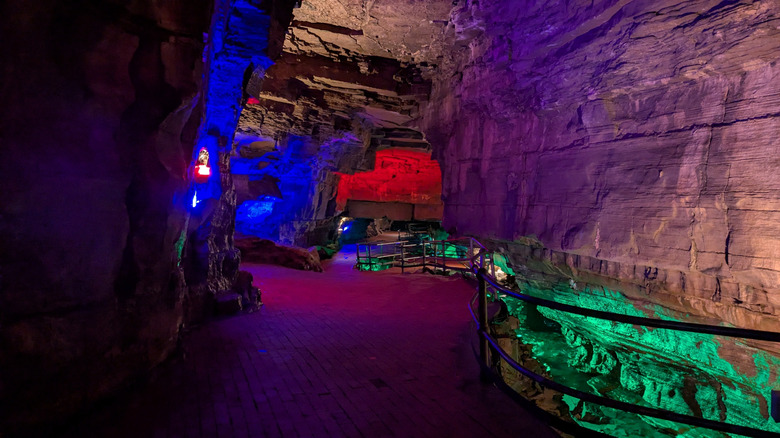 Explore A Labyrinth Of Rock Formations At A Must-Visit Upstate New York ...