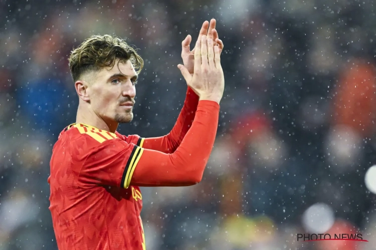 📷 "Bodem bereikt": Thomas Meunier doet zijn zegje over... kerststal in ...
