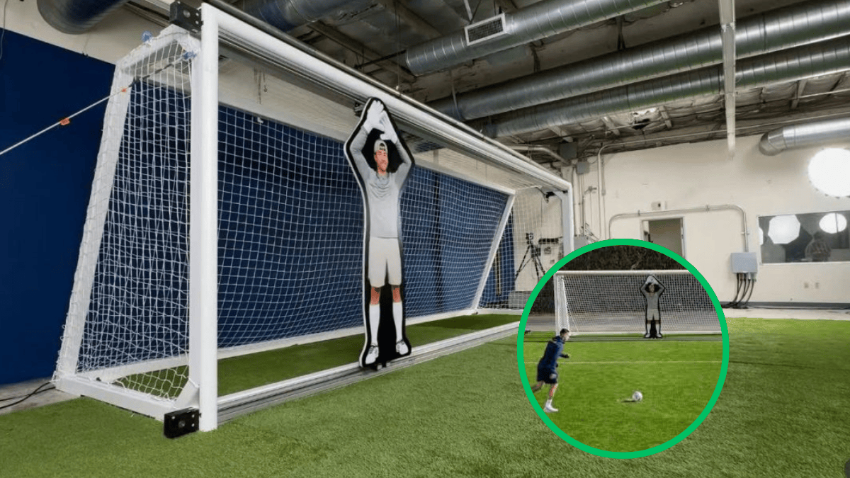 Cristiano Ronaldo se enfrenta a un robot casi invencible creado por un ...