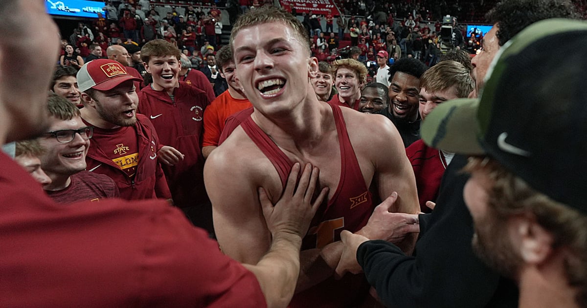Cyclones Snap 21-Year Drought, Upset No. 3 Iowa 20-14 in Cy-Hawk Dual