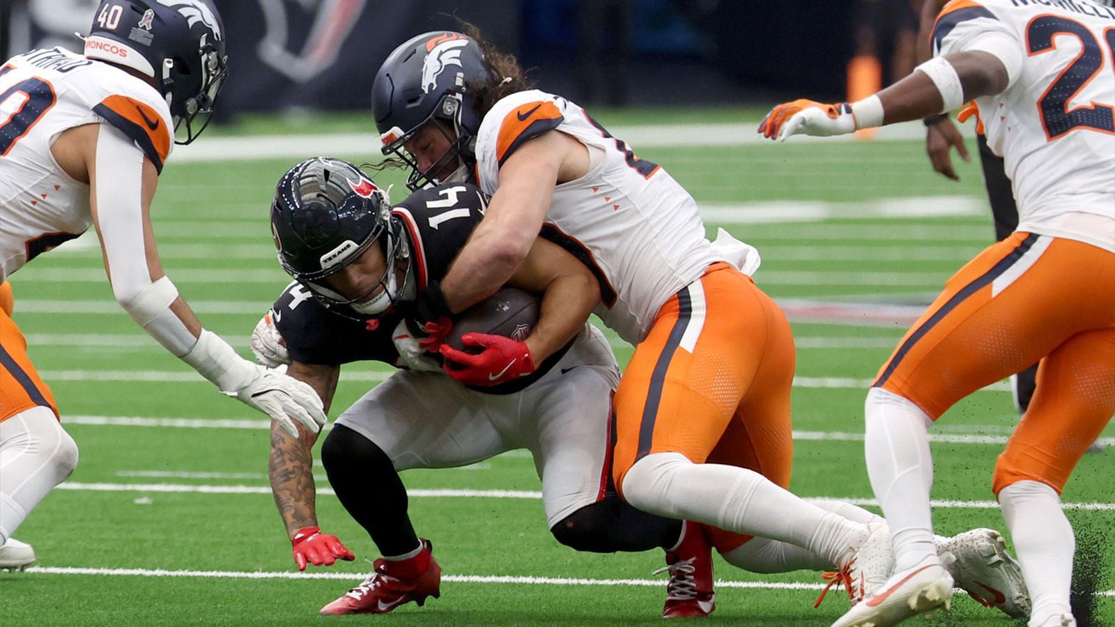 Broncos’ Alex Singleton to play vs. Commanders after surgery for ...