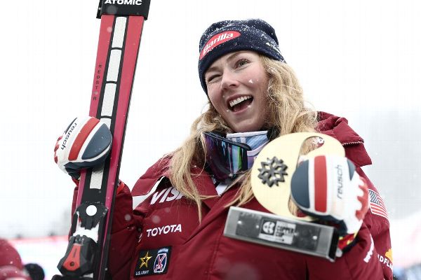 Shiffrin wins slalom in Colorado to remain perfect this season