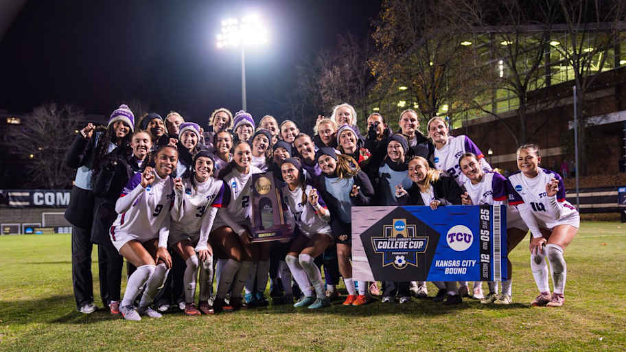 Frogs Leap Into College Cup for the First Time in History