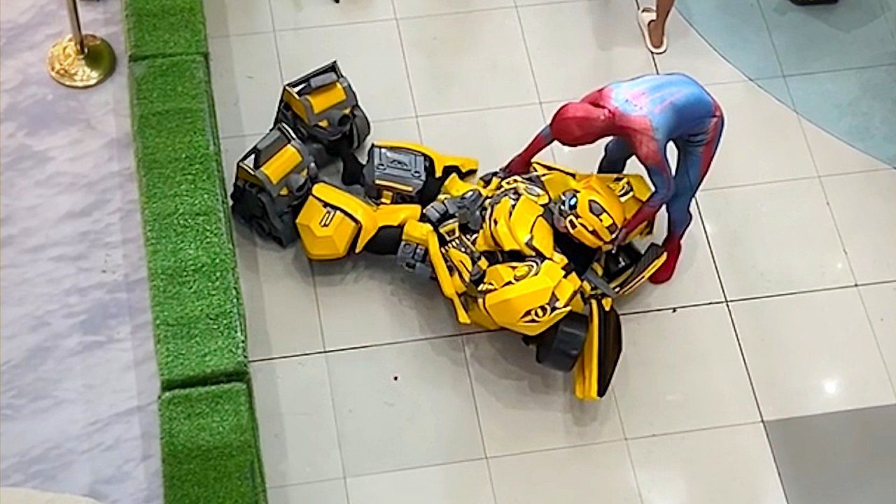 With great power comes great responsibility: Spider-Man steps in for an unexpected mall rescue
