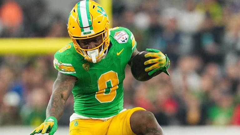 Bucky Irving headlines injury news for Oregon running backs in NFL