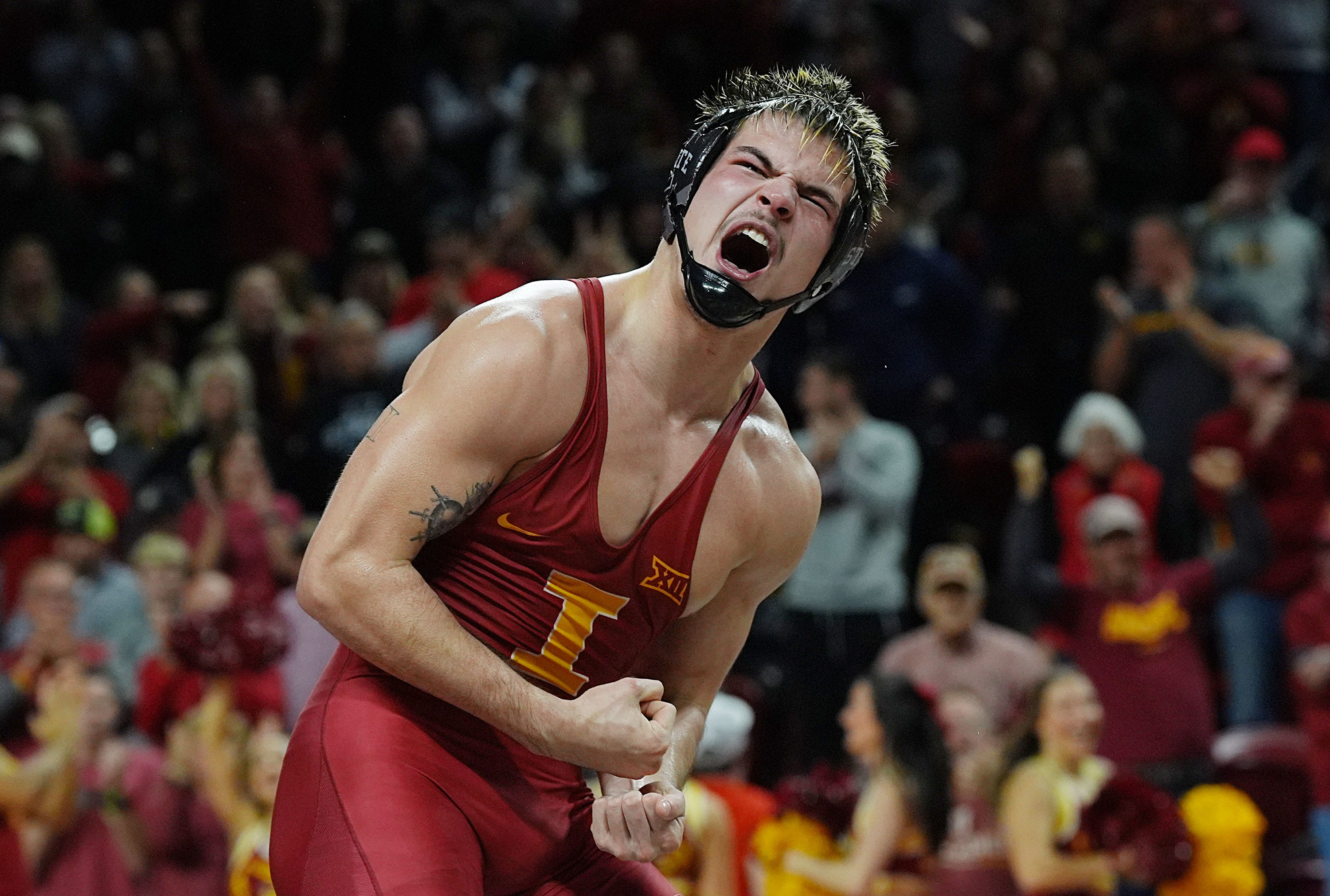 Iowa State wrestling defeats Arizona State on the road, wins 7 of 10