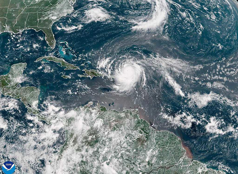 2025 Atlantic hurricane season ends without U.S. landfall