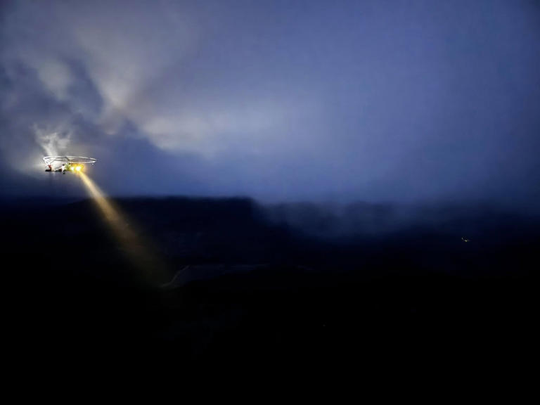 Stranded hiker rescued from 40-foot mountain cliff in Clatsop County